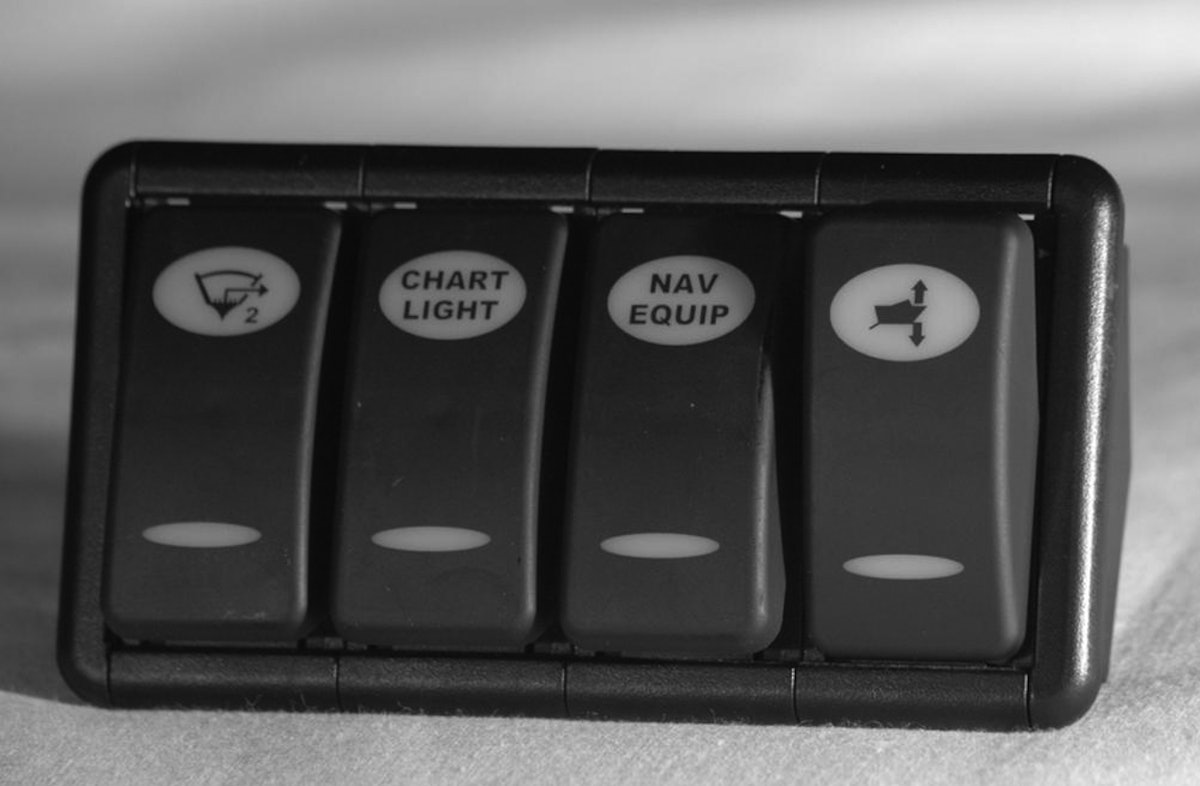 482CRM Programmable J1939 Rocker Module From: HMI Systems | OEM Off-Highway