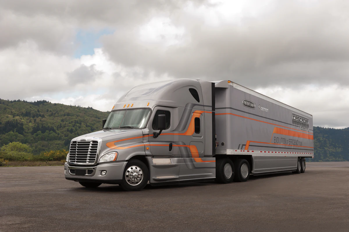 Freightliner's Newest Truck Offers Improved Fuel Efficiency | OEM Off ...