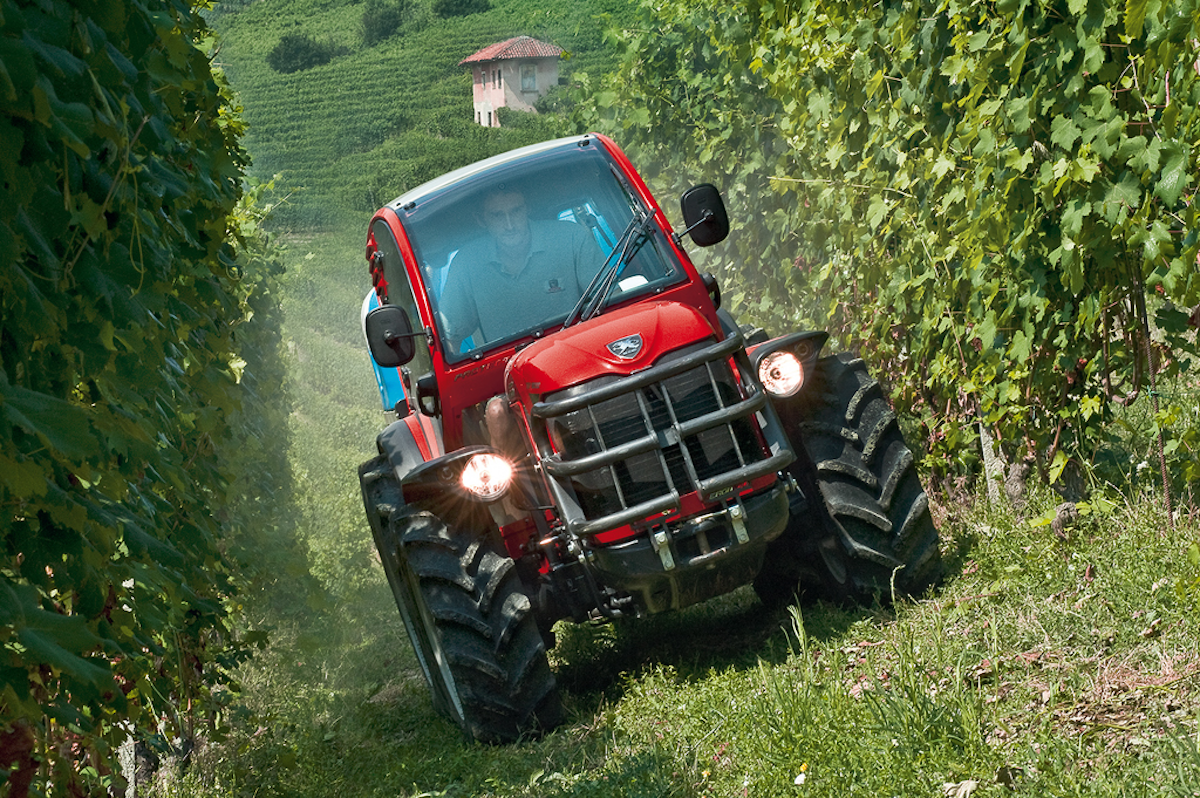Antonio Carraro introducing new tractors at Fieragricola 2014 | OEM Off ...