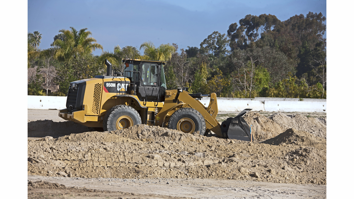 Cat 950M and 962M wheel loaders offer 10% better fuel efficiency than ...