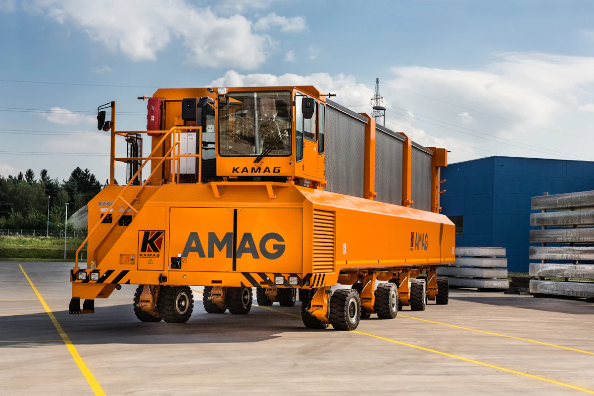 KAMAG industrial lift transporter protects its cargo from the elements ...