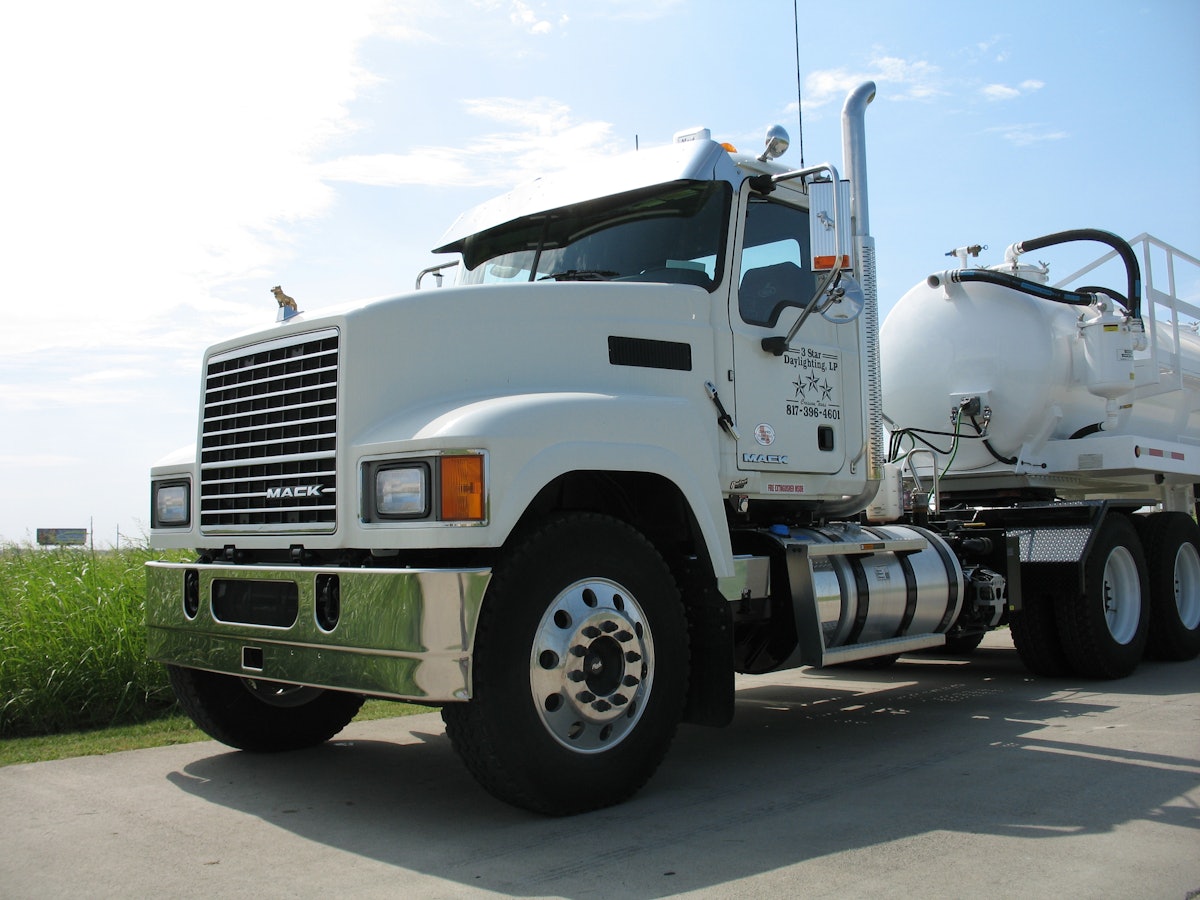 Mack Trucks delivers 25,000th truck equipped with GuardDog Connect ...