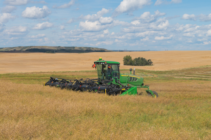 John Deere releases W155 Self-Propelled Windrower with Tier 4 Final ...