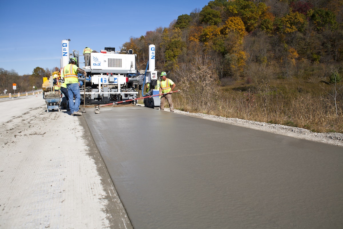 G&Z Introduces S400 Slipform Paver for Single- and Dual-Lane Paving ...
