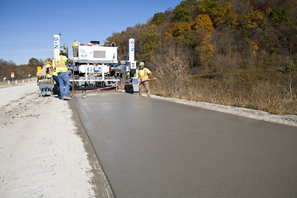 G&Z Introduces S400 Slipform Paver for Single- and Dual-Lane Paving ...