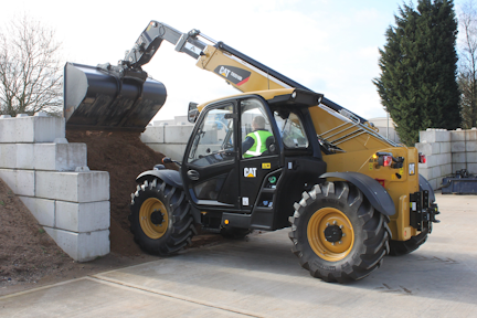 Caterpillar's TH3510D Telehandler Features New Fuel Efficient Engine ...