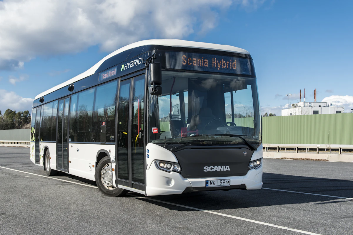 Scania Delivers 51 Hybrid Buses to Madrid | OEM Off-Highway