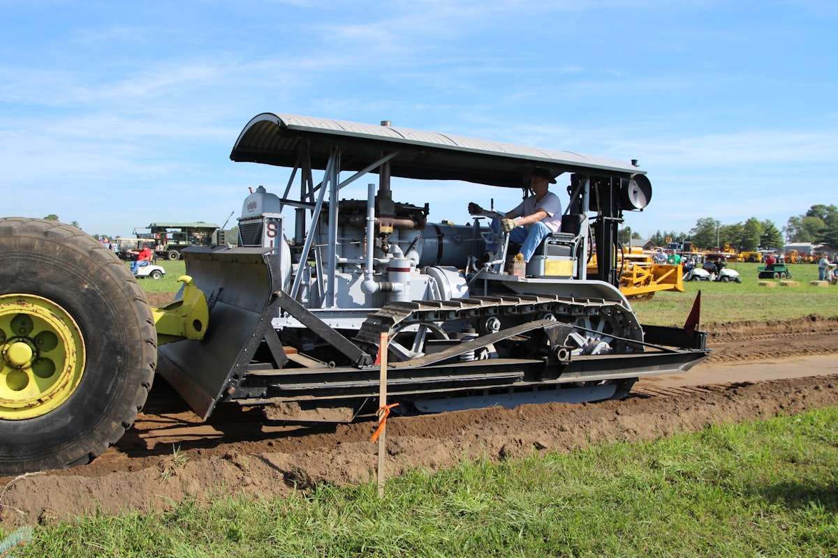 How to Control a Bulldozer | OEM Off-Highway