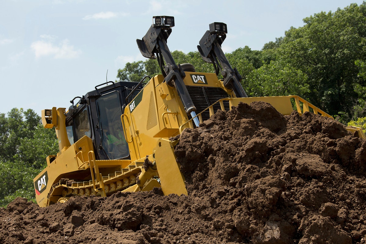 New Cat D8T Dozer Features Improve Productivity and Machine Durability ...