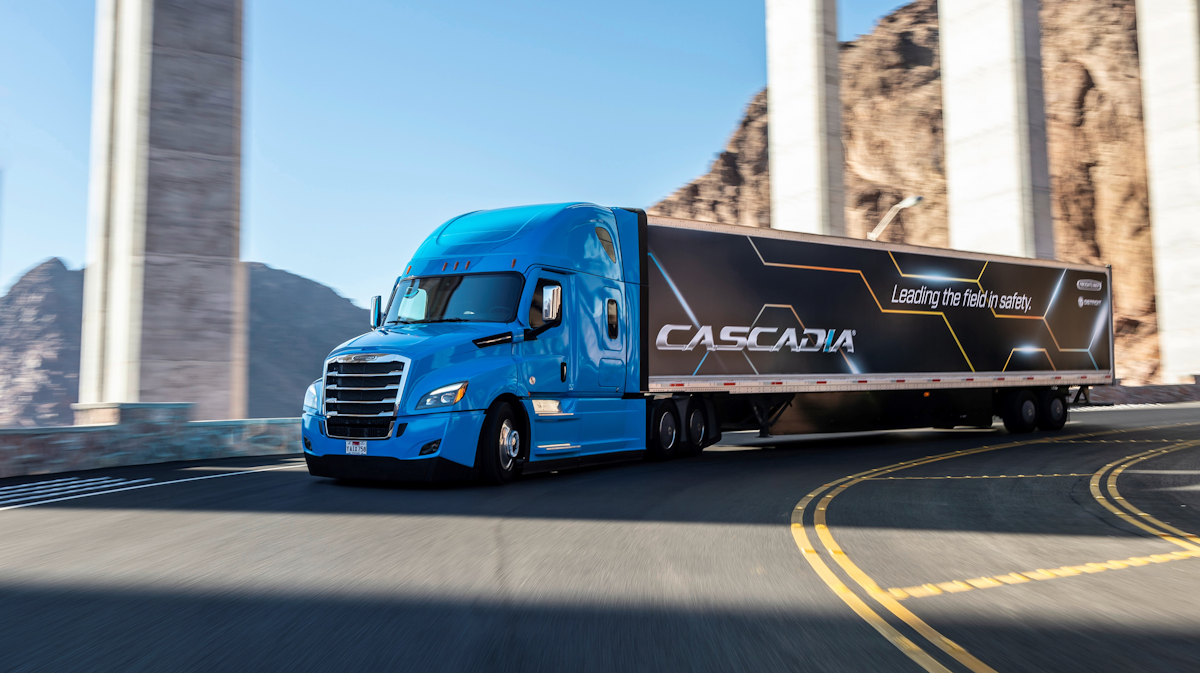 DTNA Introduces First SAE Level 2 Automated Truck in North America with ...