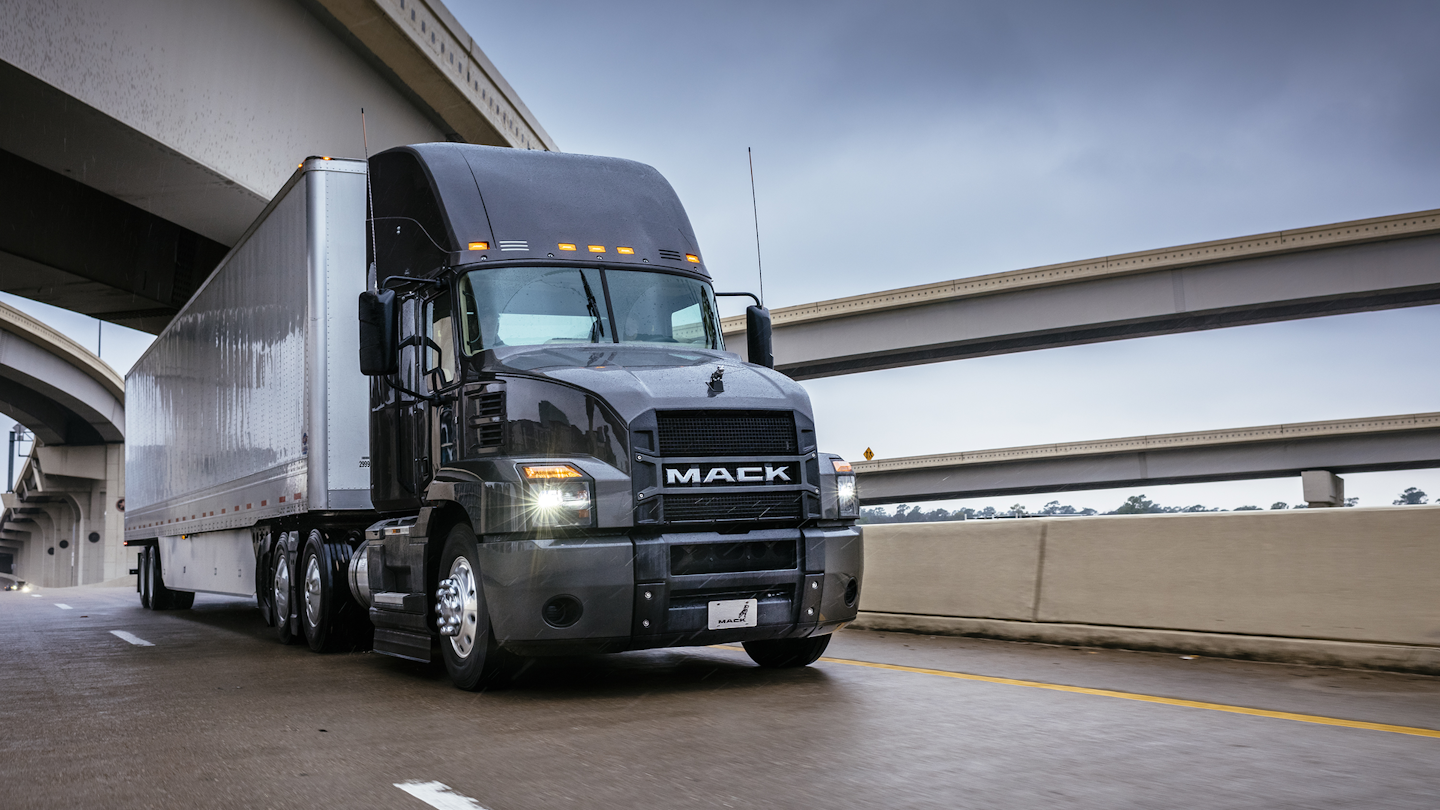 Mack Trucks Introduces New Steering Feature, Receives SmartWay ...