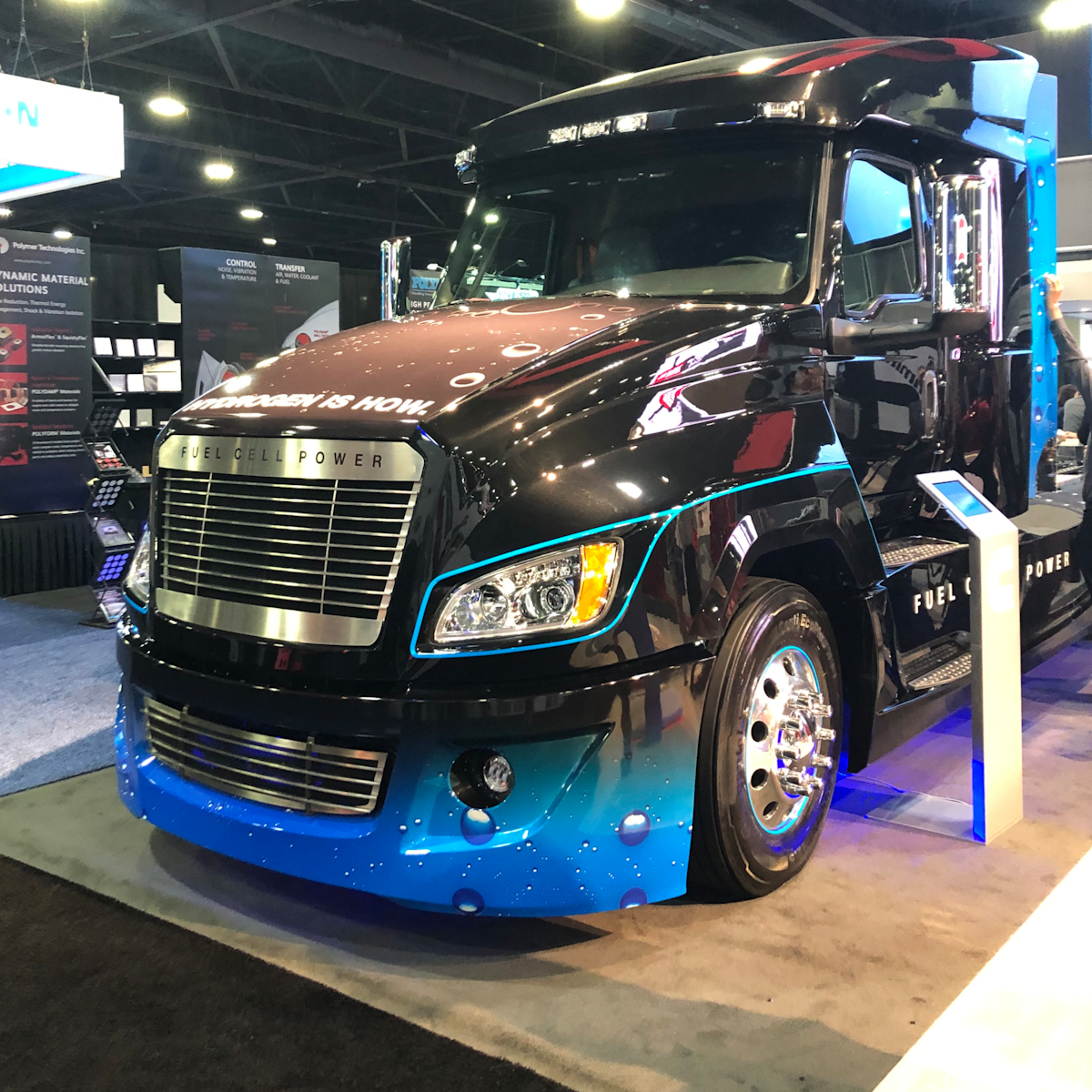 Cummins Collaborating with Navistar Class 8 Truck Powered by Hydrogen ...
