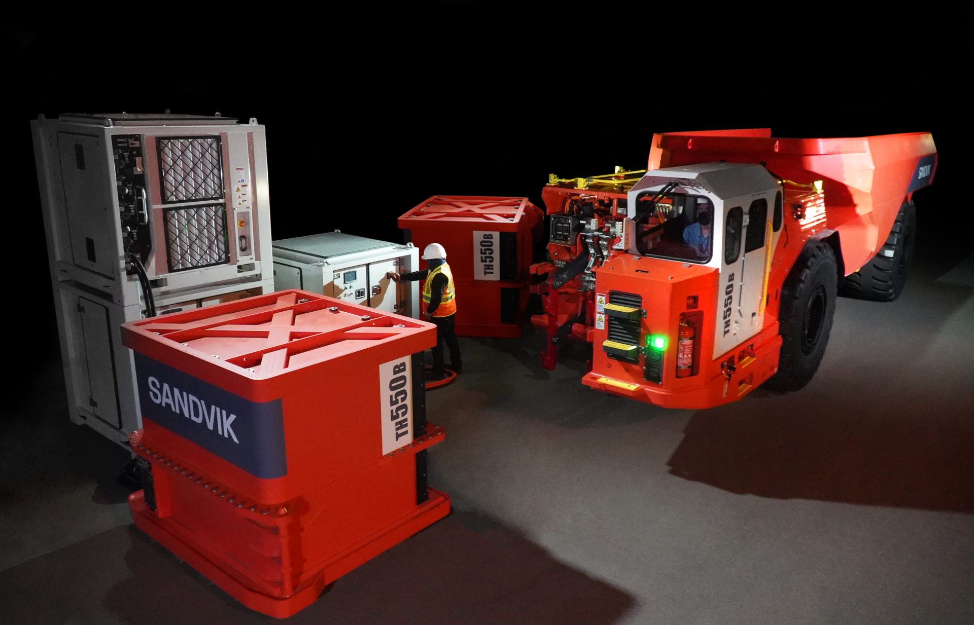 OEM Industry News Briefs: Sandvik Testing Battery-Electric Mining ...