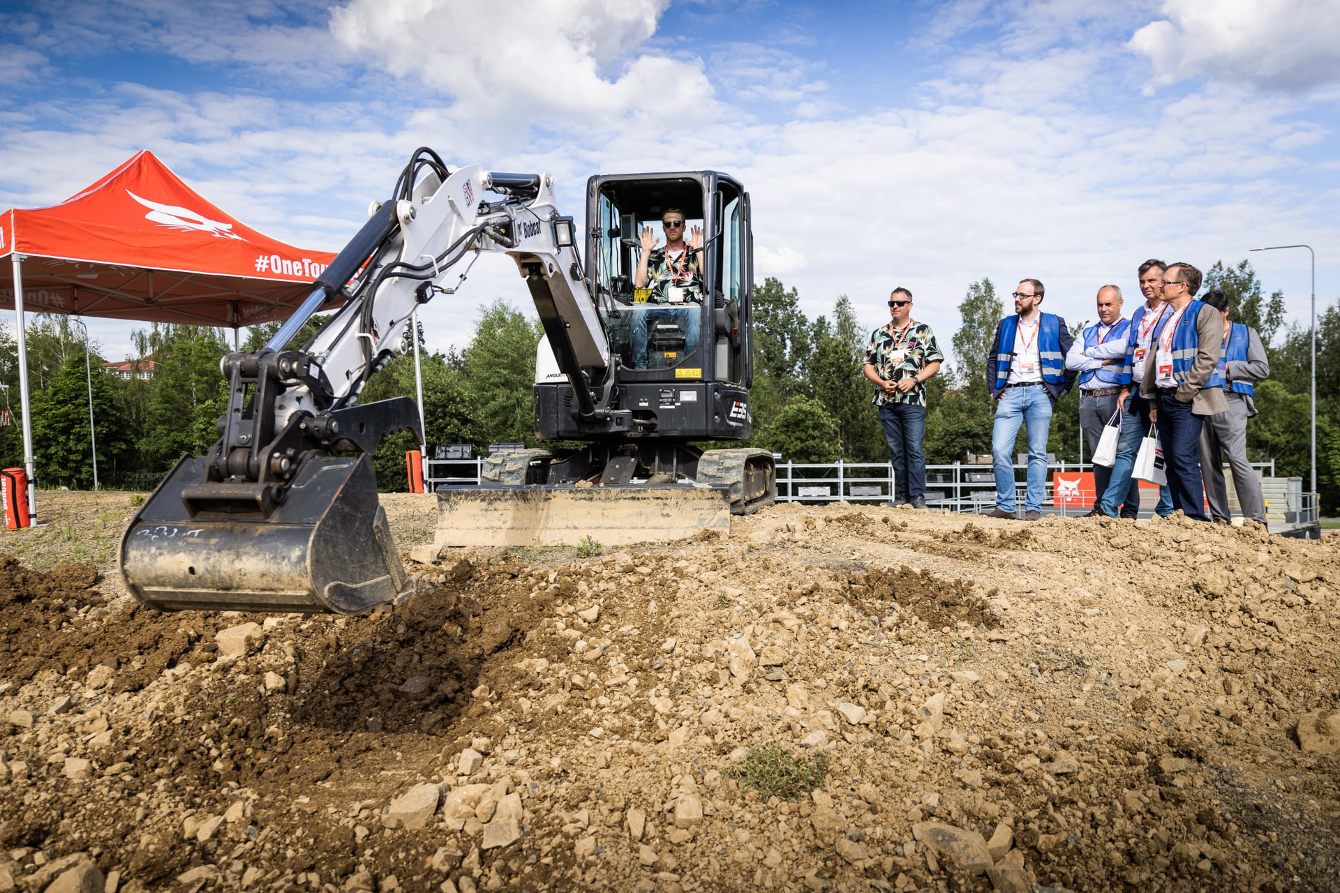 Bobcat to Debut New Skid Steer, CTL, Excavator and More at Bauma 2022 ...